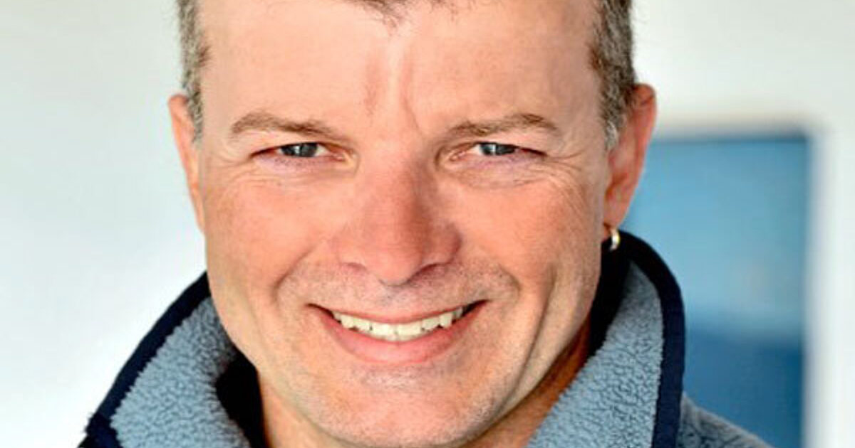 Dr. Mark Mallory - Ornithologist, Arctic Ecologist, Seabird Biologist ...