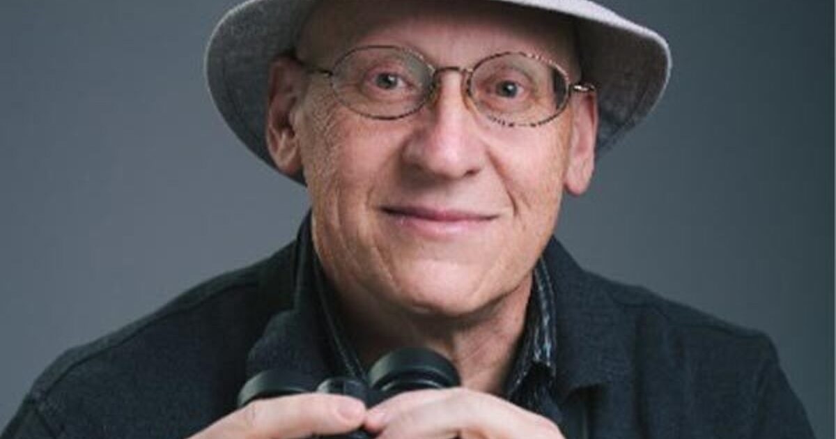 Steve Burrows - Naturalist, Author | Adventure Canada