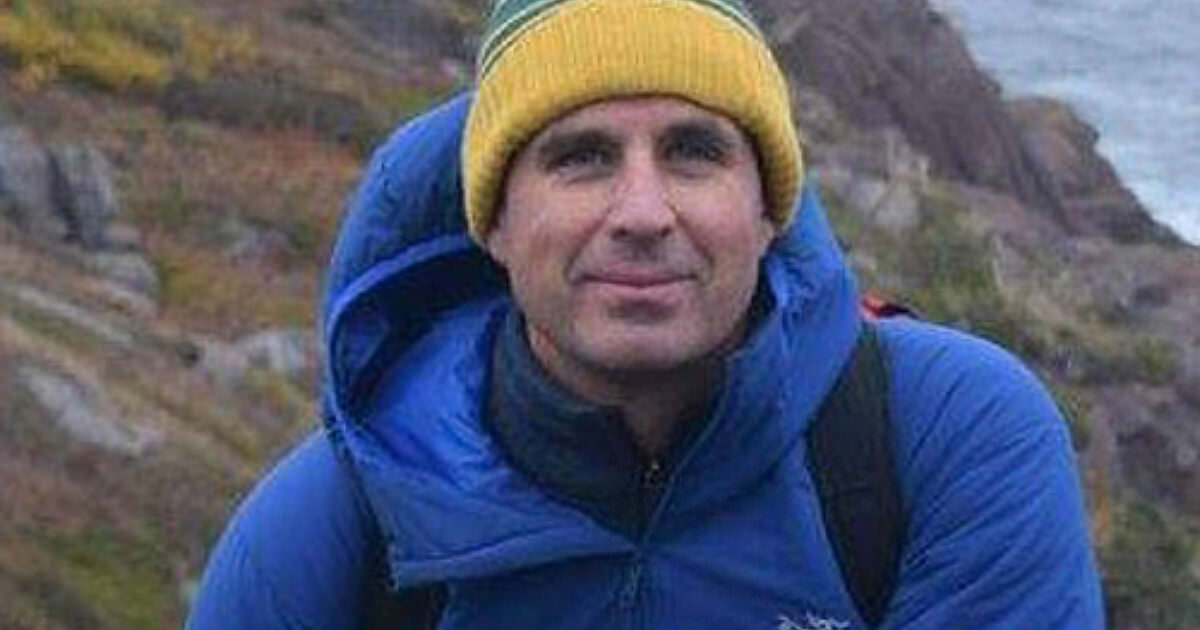 Dave Garrow - Wildlife Ecologist & Expedition Team | Adventure Canada