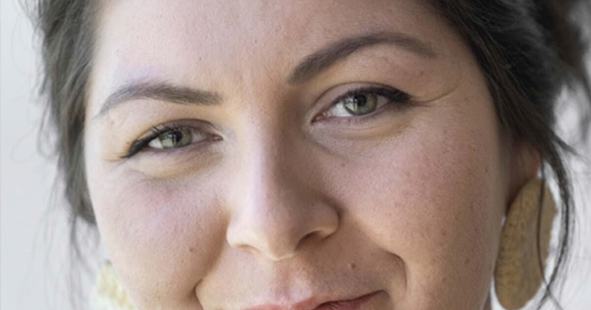 Nancy Saunders (Niap) - Artist-in-Residence, Inuit Cultural Educator ...