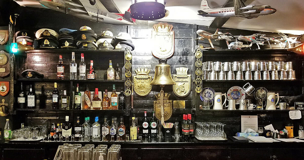 The Crow's Nest | Adventure Canada