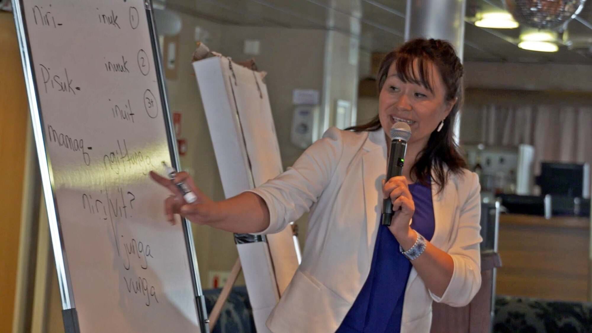 Ullaakkut! A Guide to Inuktitut for Beginners | Adventure Canada