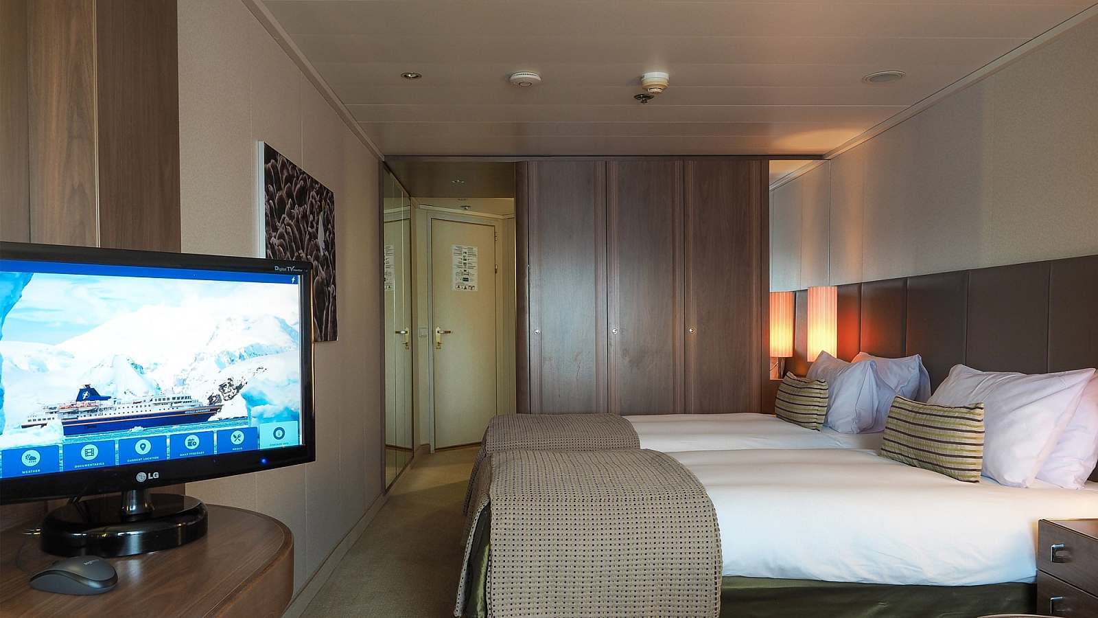 Heritage Adventurer | Adventure Canada