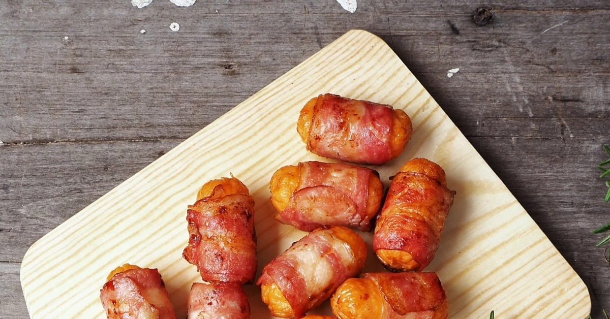 6 mini-saucisses viennoises cocktail roulées au bacon et érable ...