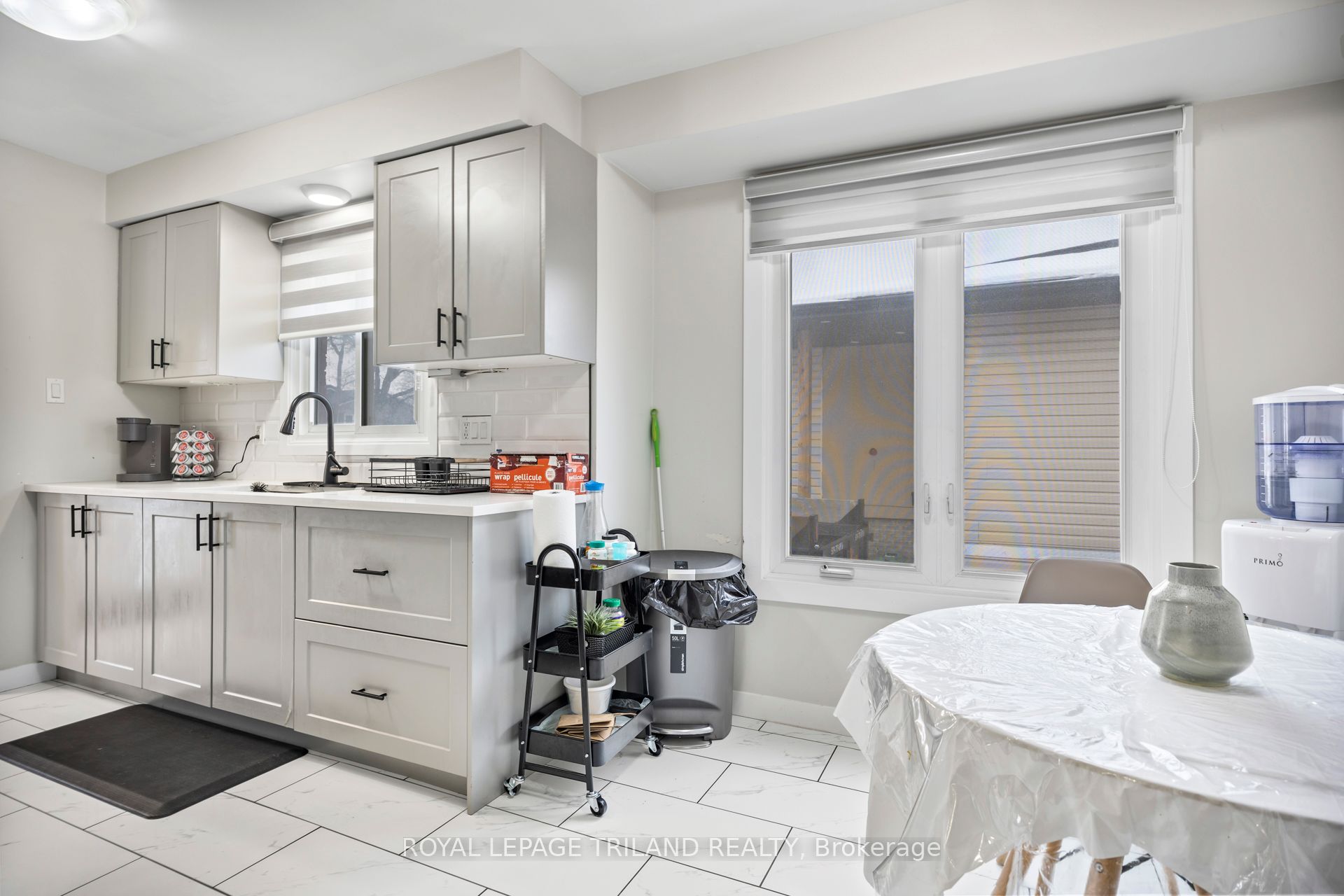 43 Beechmount Cres, London South, ON - Backsplit 4-Level for Sale ...