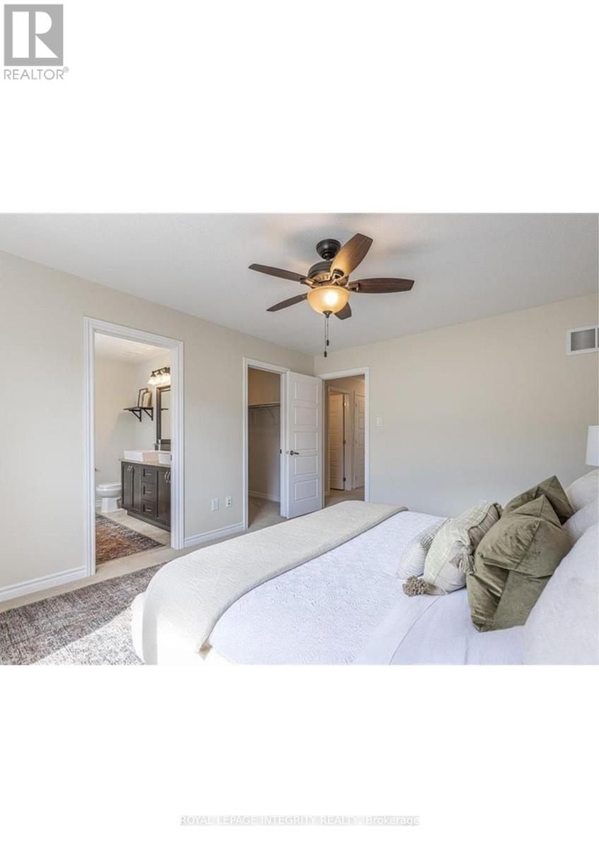 2435 River Mist Road, Ottawa, ON - Attached/Row House/Townhouse for ...