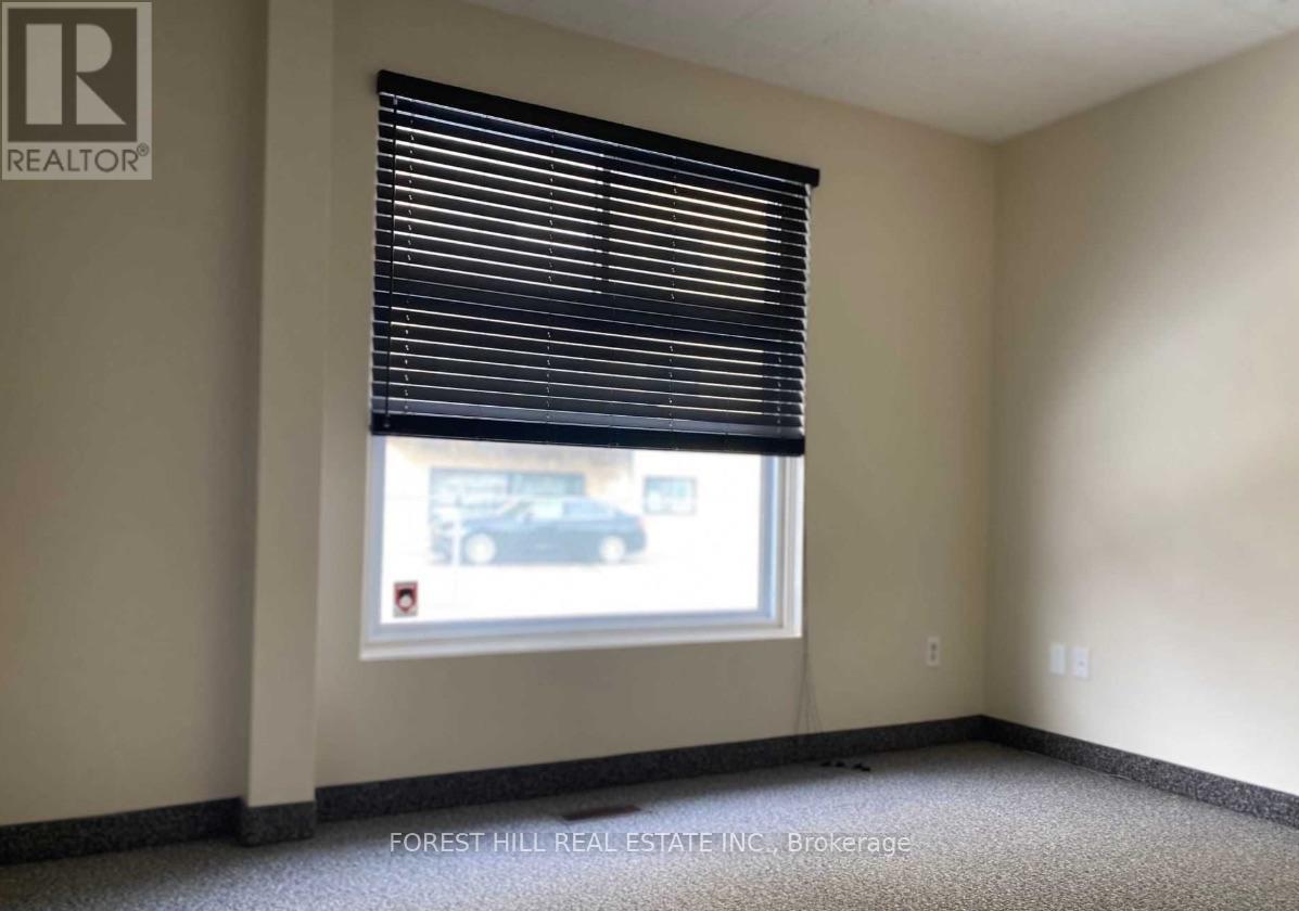 1641 Victoria Park Avenue #4, Toronto (Wexford-Maryvale), ON ...