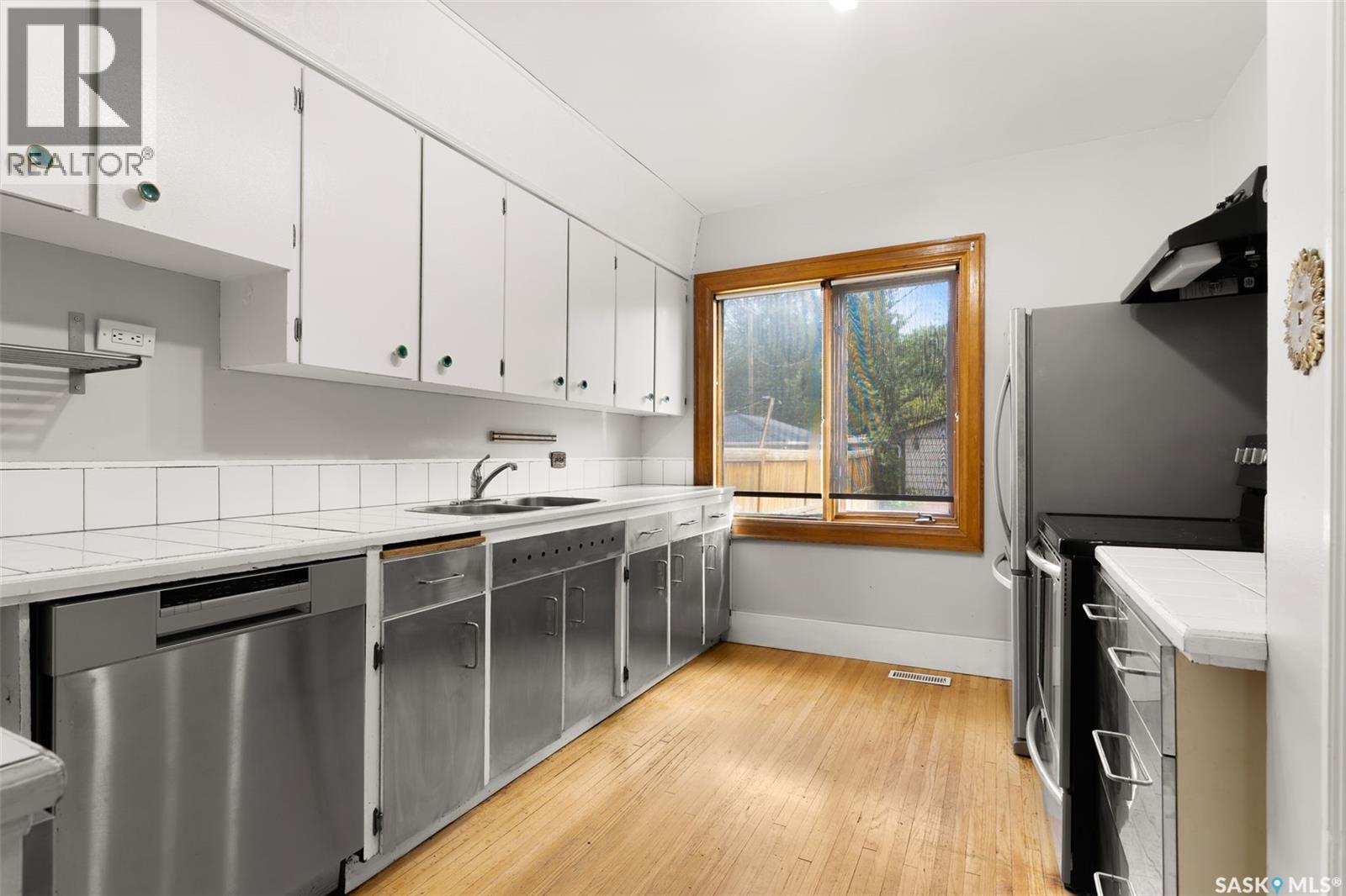 1937 Toronto Street, Regina, SK - Detached 2 Level for Sale @ $199.9K ...