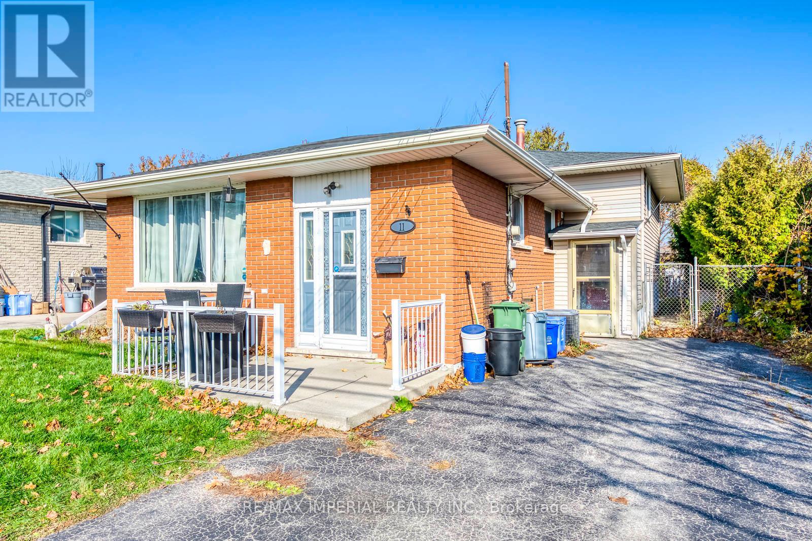 11 Queensbury Drive #Basement, Hamilton (Quinndale), ON - Detached ...