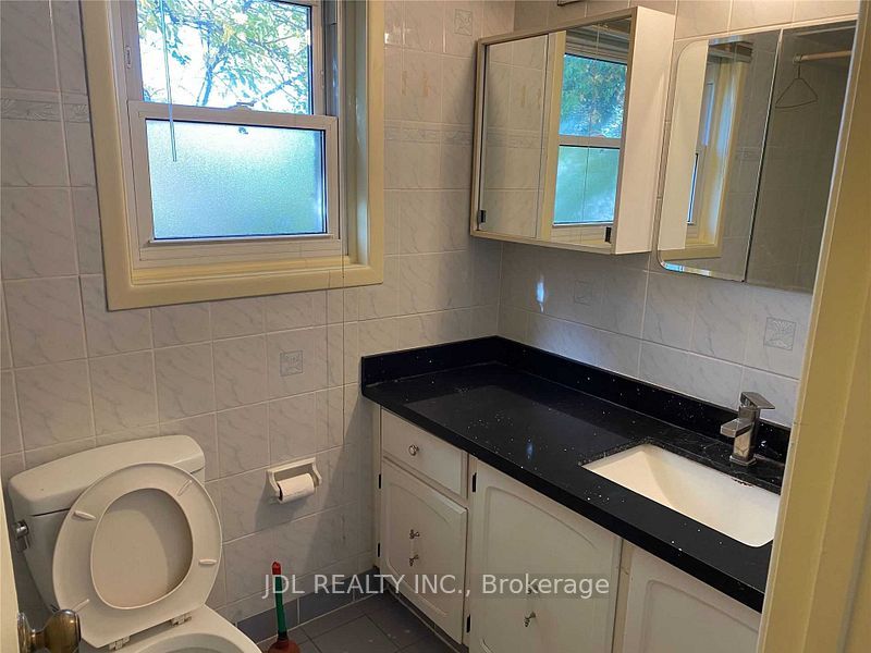 58 Redheugh Cres, Toronto, ON - 2-Storey for Sale @ $3,200 | SoldWell