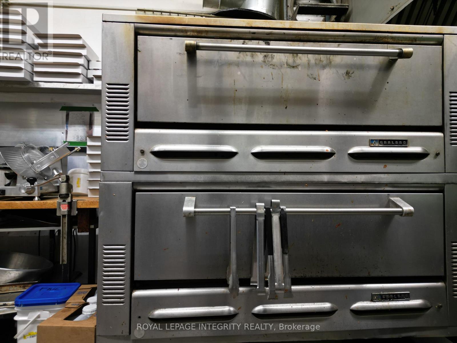 655 Bayview Drive, Ottawa, ON - Commercial/Retail for Sale @ $599K ...