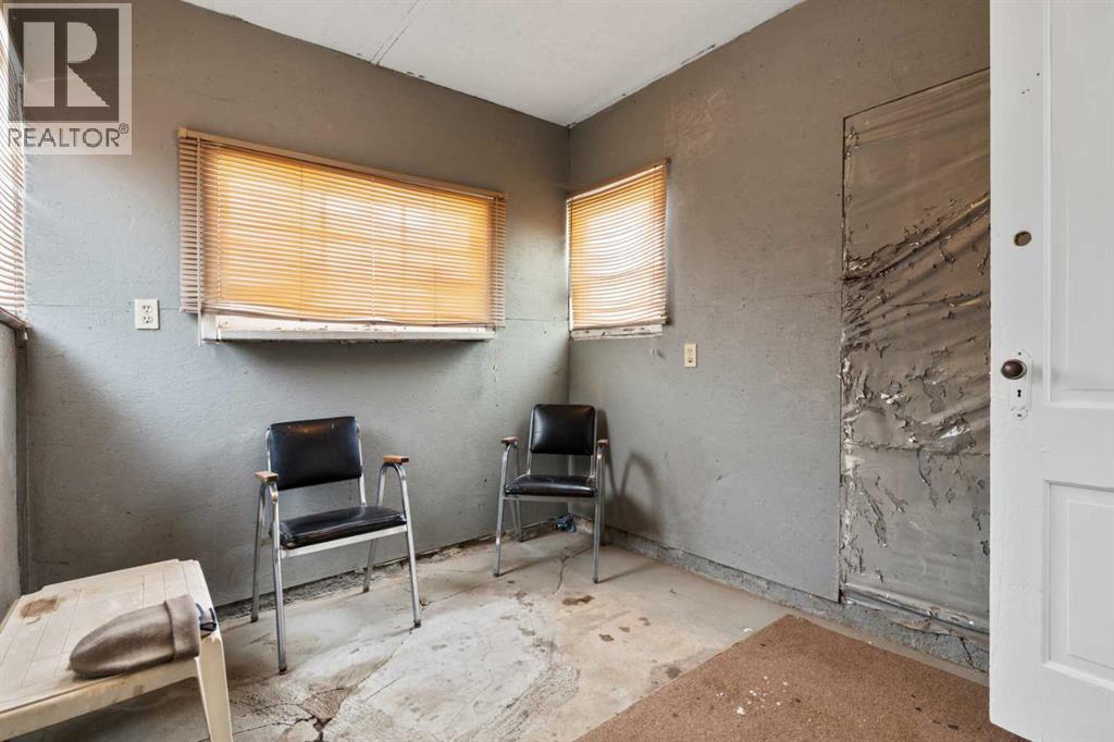 5016 49 Avenue, Forestburg, AB - Detached Bungalow for Sale @ $99K ...