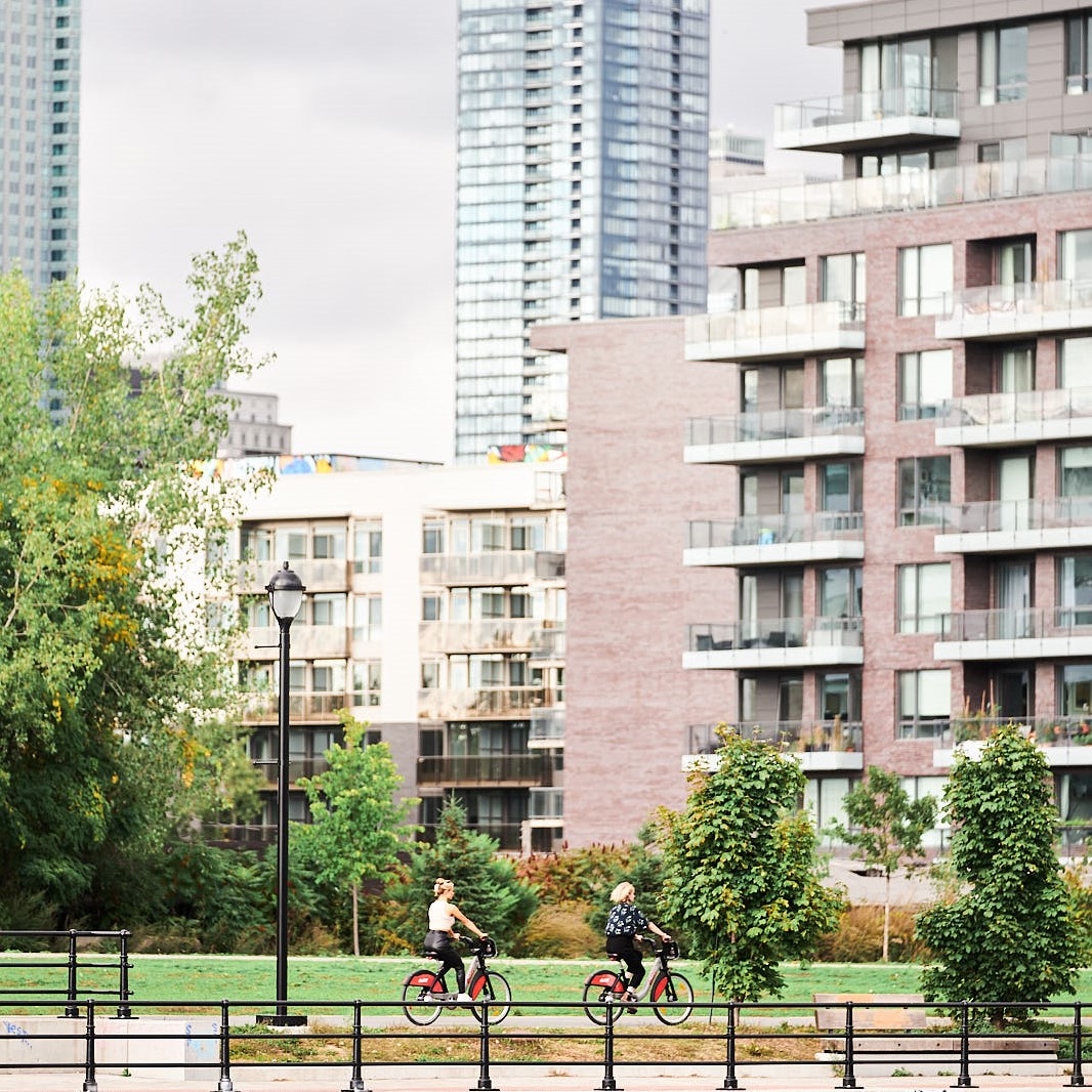 Discover Montreal bike routes - BIXI Montréal