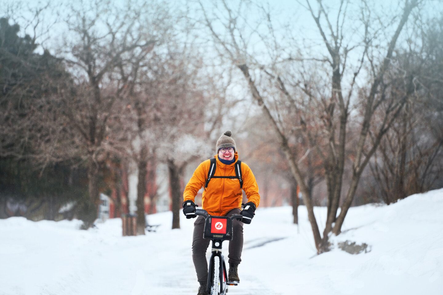 Bike rentals : How does BIXI work? | BIXI Montréal