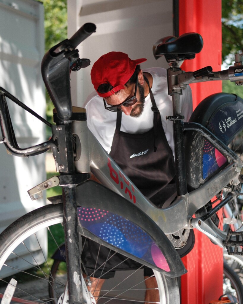 Carrefour BIXI Bike rentals | BIXI Montréal