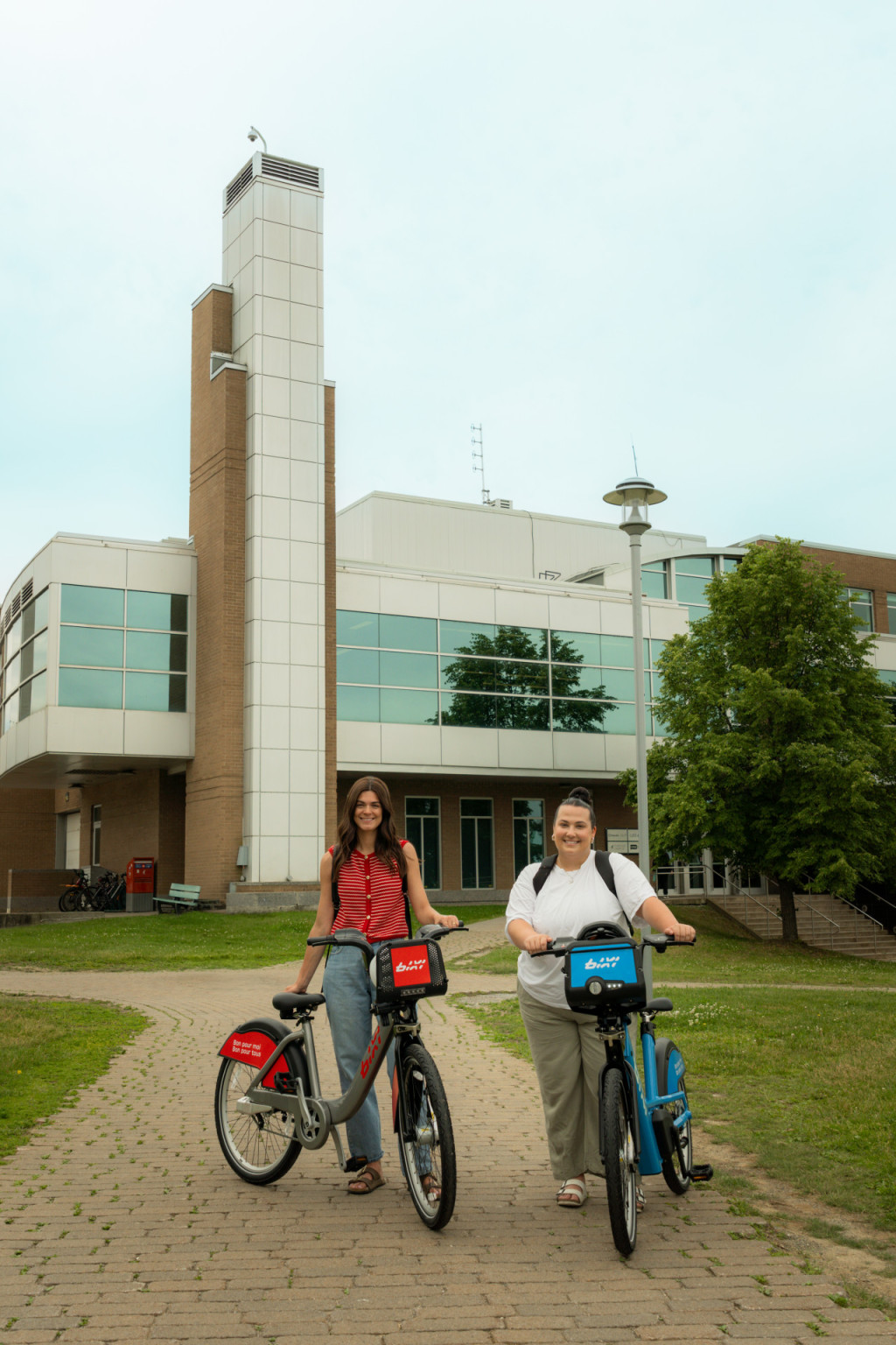 Location de vélo à Sherbrooke | BIXI Montréal