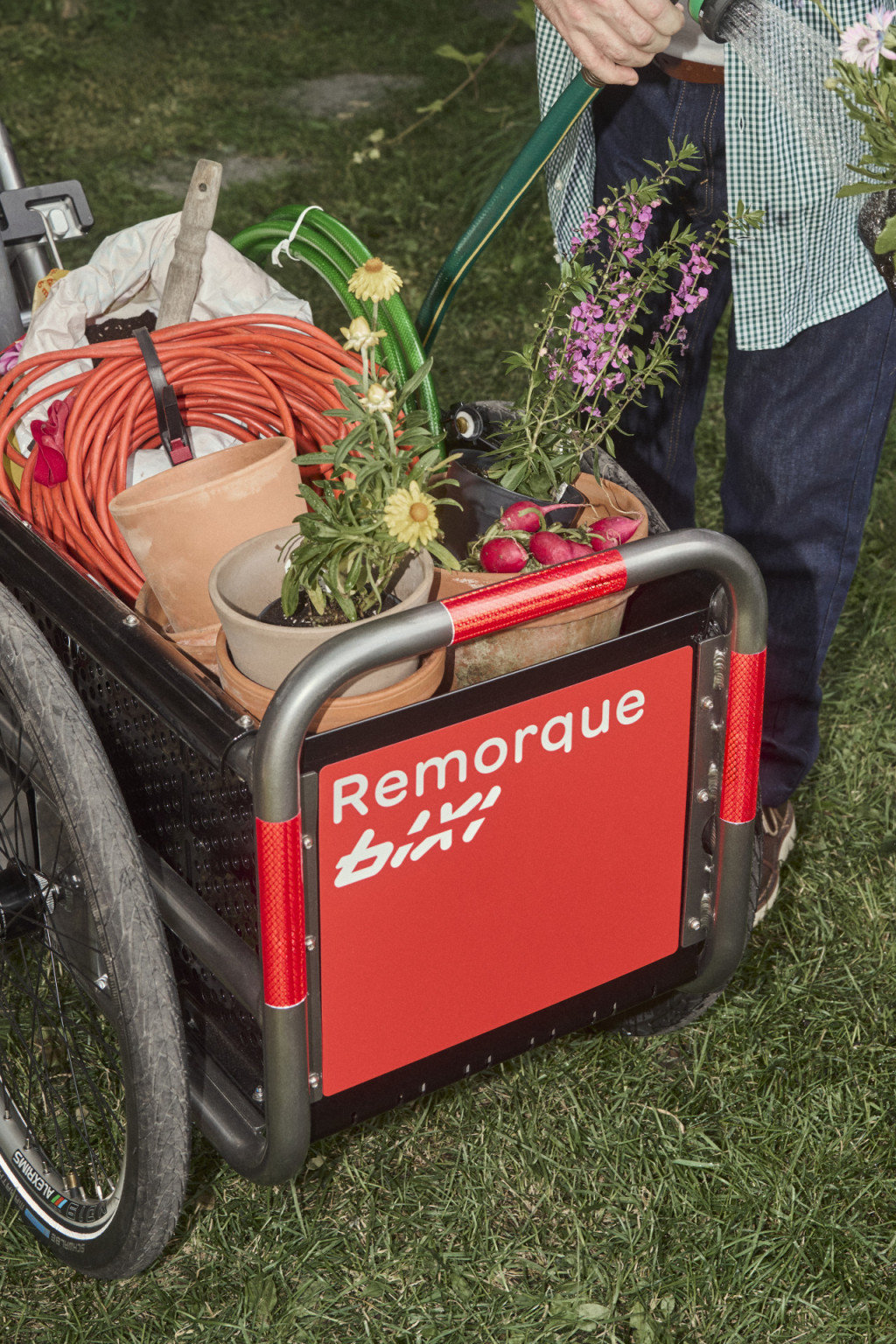 Renting bike trailer - BIXI Montréal