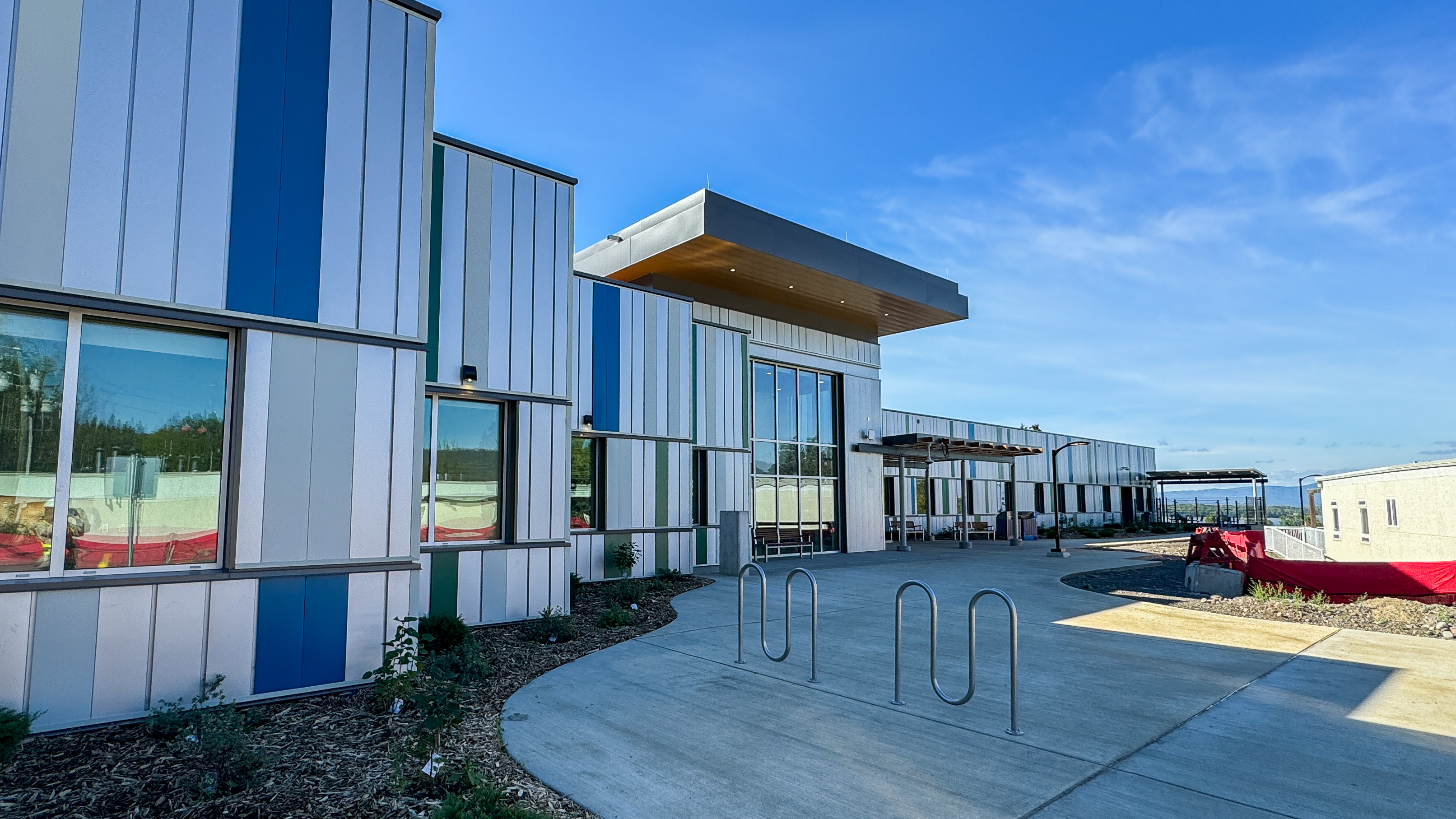 Honouring Culture: Dakelh Language Signs | Nats'oojeh Hospital and ...