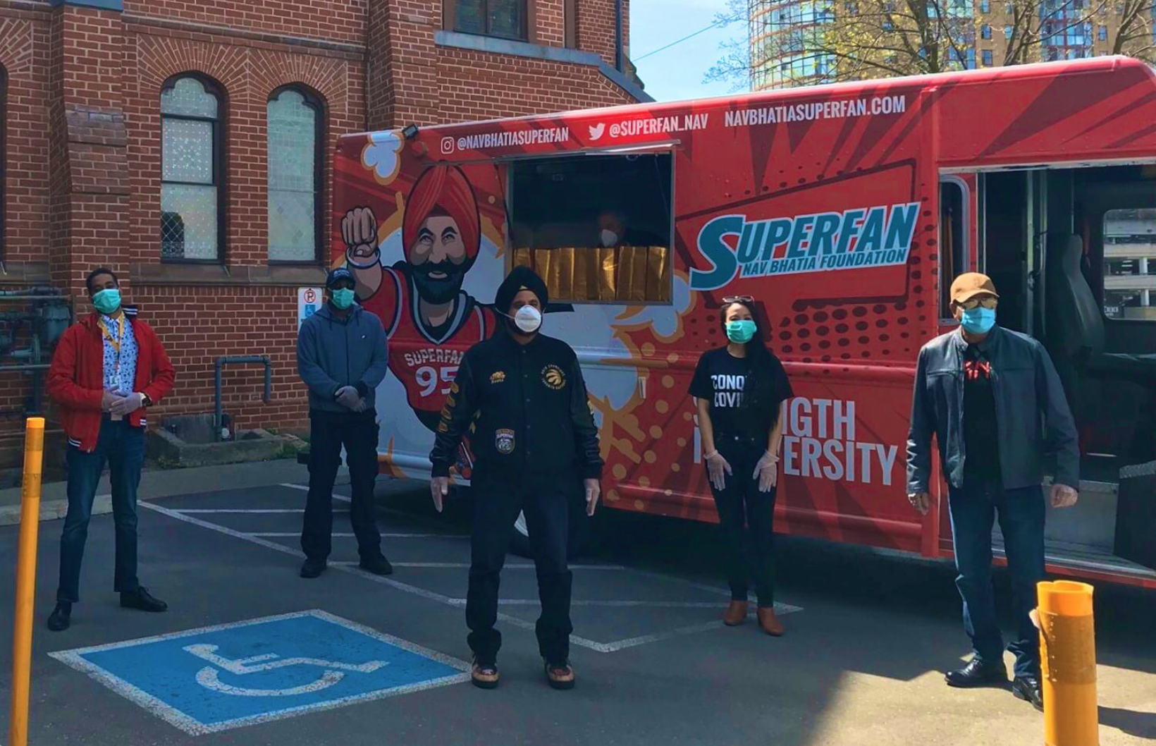 Toronto Raptor's Superfan Nav Bhatia serves 100 hot meals to Brampton’s ...