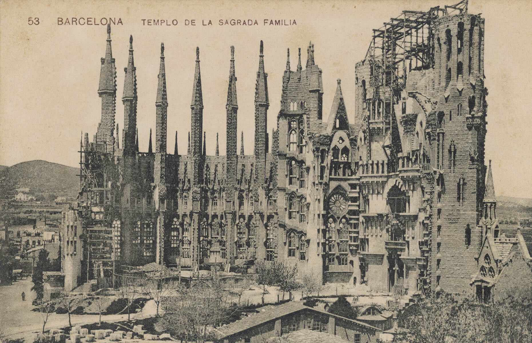 Historical photos of famous monuments under construction - Espresso Mag