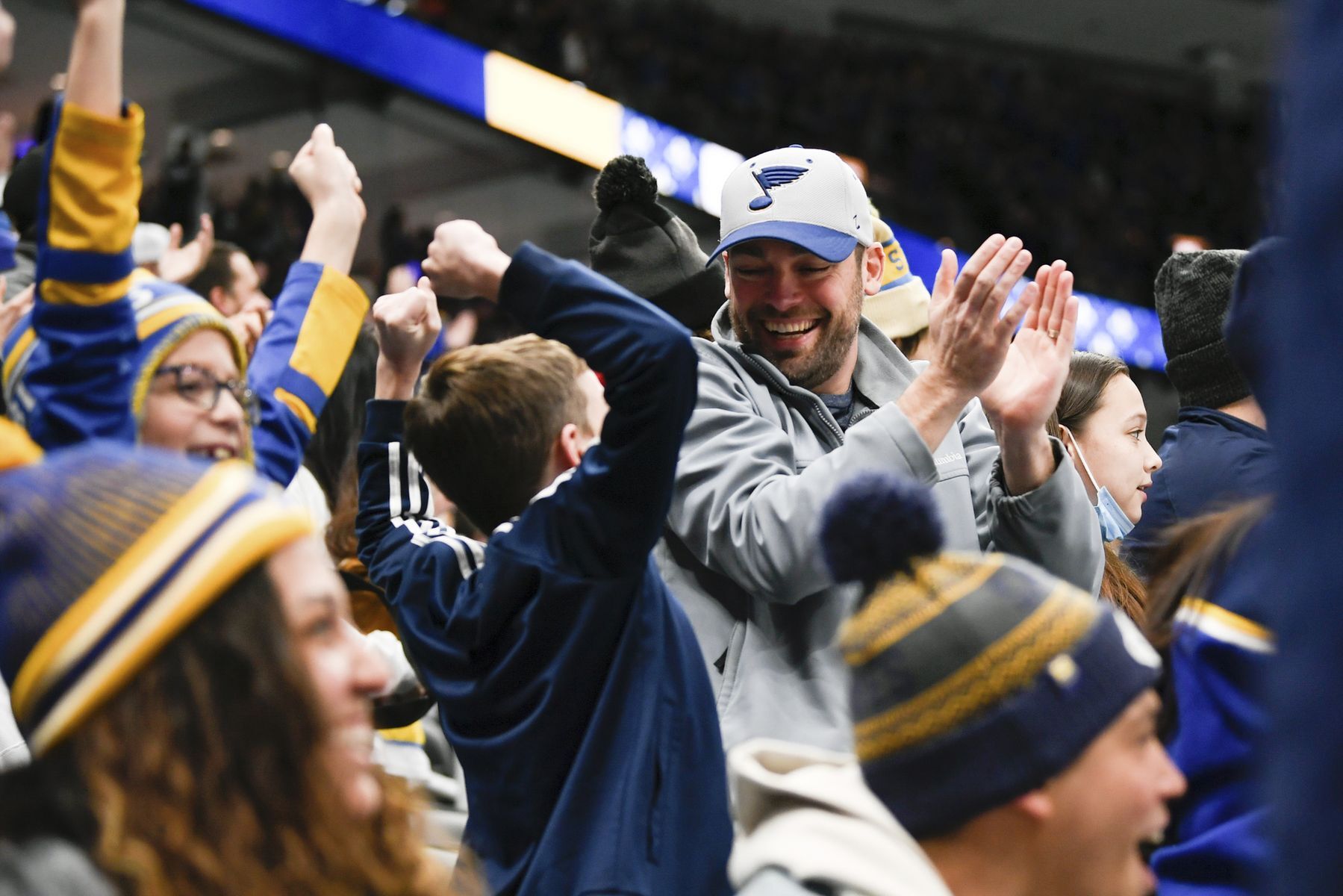 10 reasons why hockey fans are the best sports fans - Espresso Mag