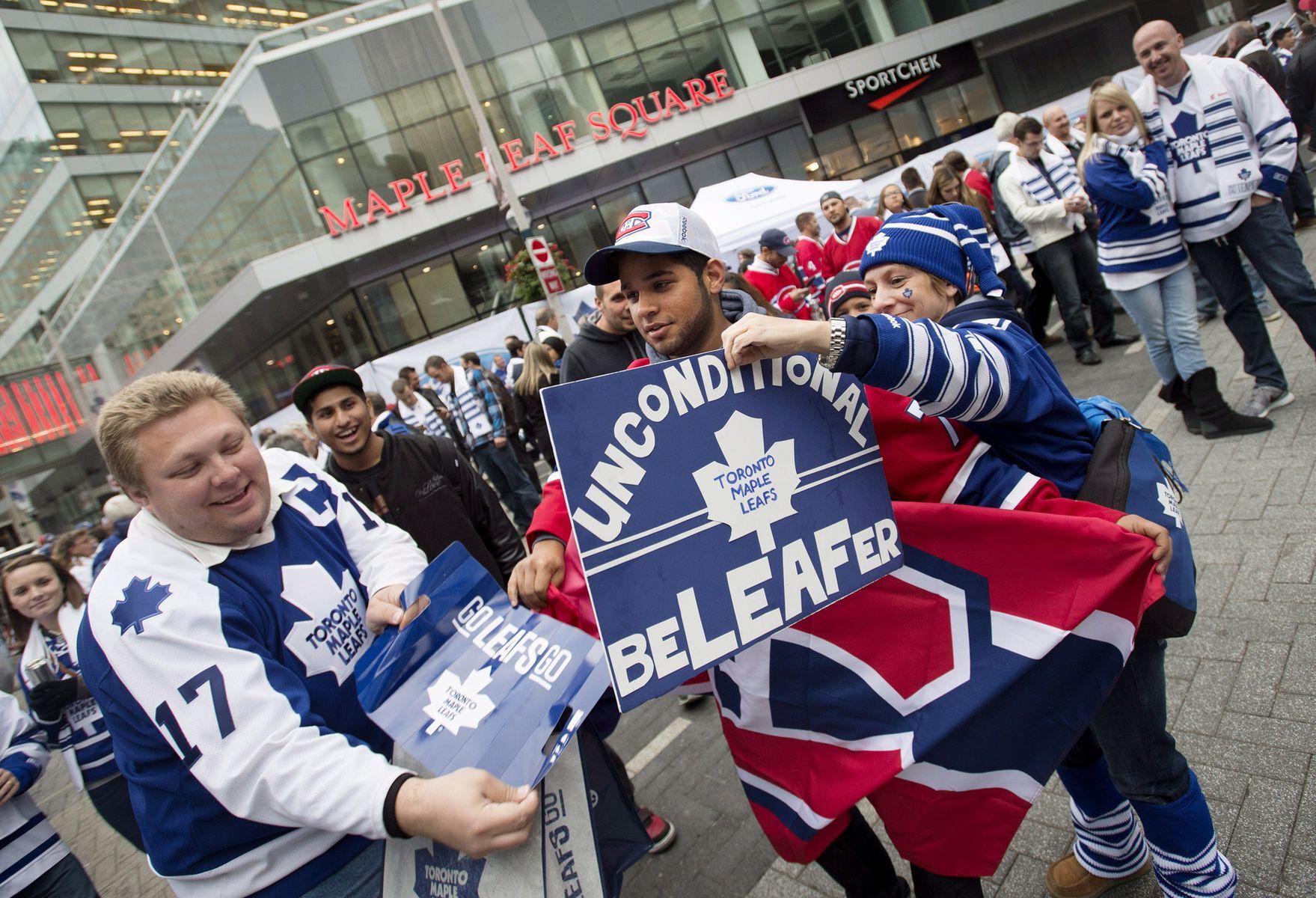 10 reasons why hockey fans are the best sports fans - Espresso Mag