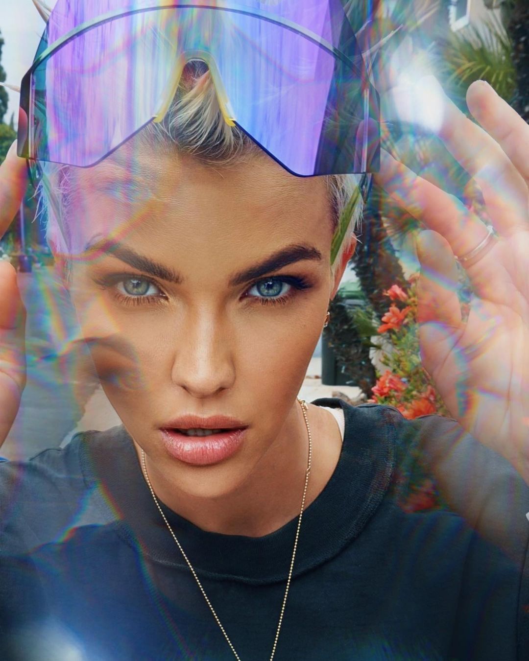 19 celebrities who came out as non-binary - Espresso Mag