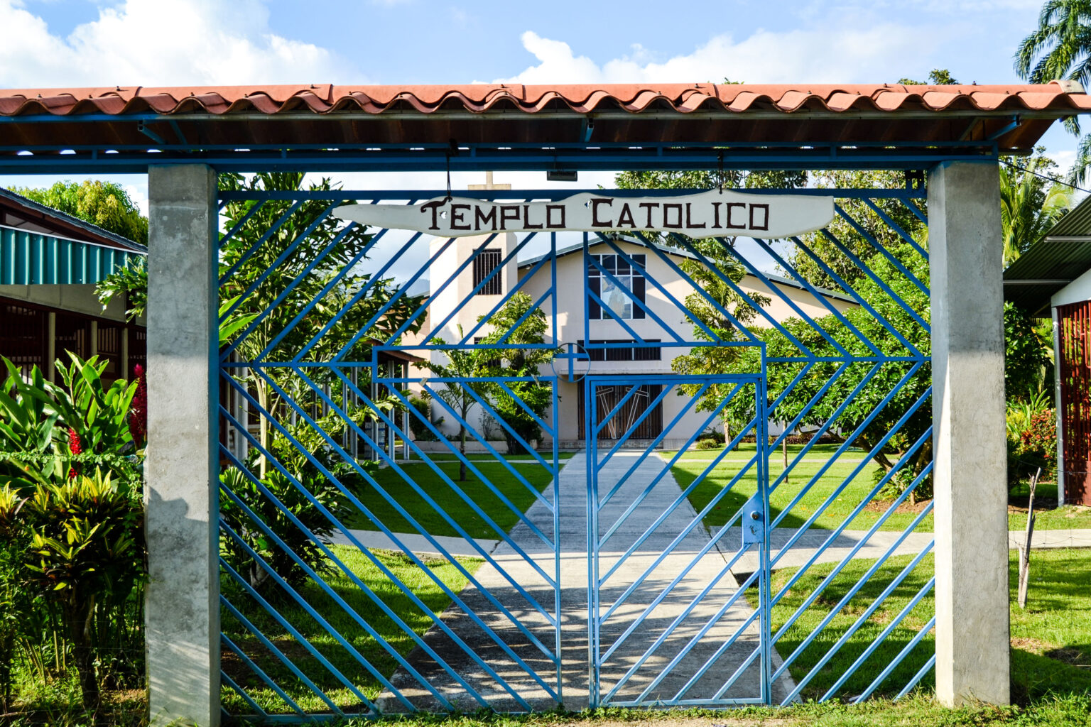 Costa Rica Customs and Etiquette